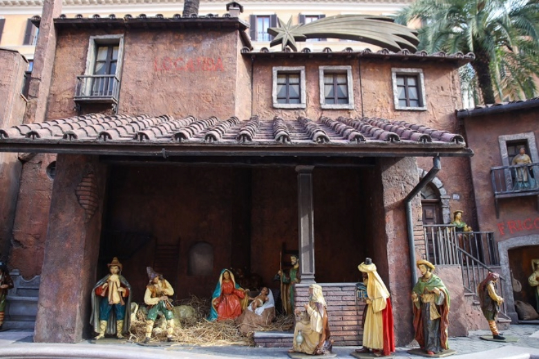 Inaugurato il presepe pinneliano a piazza di Spagna - RomaSette